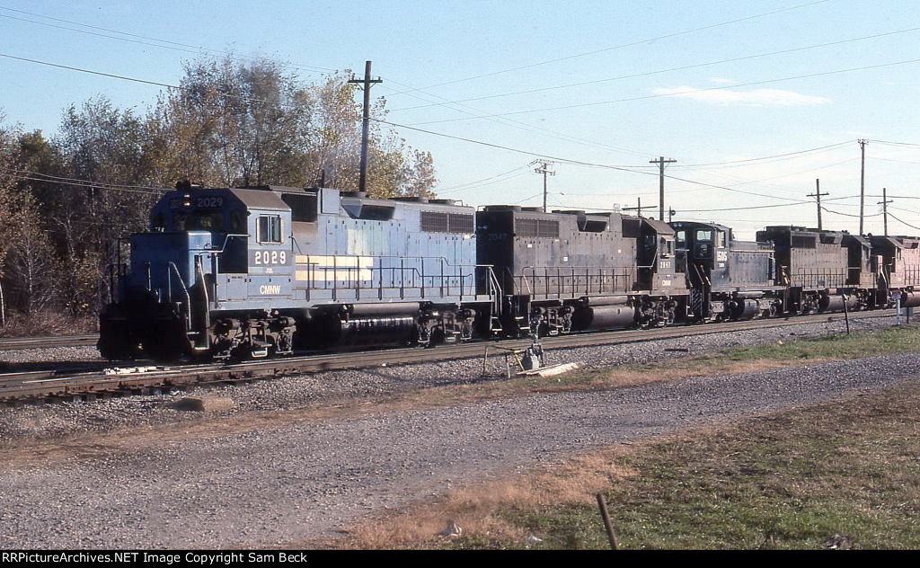 CMNW 2029, 2047, 1505, and 3017 on SLIH